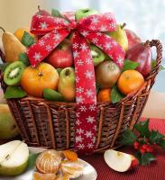 China Wholesale Hand Woven Gift Baskets Wicker Baskets Storage Baskets for sale