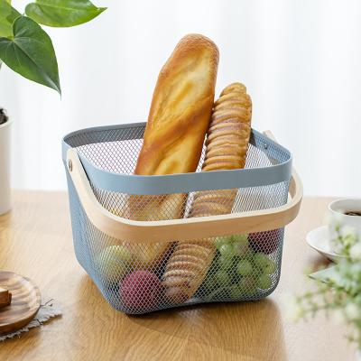 China Metal Mesh Storage Baskets with Bamboo Handle-Eco-Friendly High Quality for Kitchen Food Storage Gifting & Picnics for sale