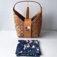 China Wholesale Handmade Chipwood Woven Fashionable Handy Basket Shopping Basket Storage Basket With Handle for sale