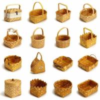 China Hot Sale Hand Weaved Small Storage Gift Basket Wood Chip Woven Picnic Basket with Handle for sale