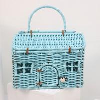 China Rattan Christmas Gift Basket with Handle Lid for Camping Beach Candy Basket Packing Fruit Festival Baskets for sale