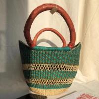 China Wholesale Handmade Decorative Woven Straw Water Hyacinth Seagrass Bolga Wicker Baskets Storage with Handle Handicrafts for sale