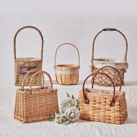 China Hand-woven Wicker Purses Handbag Basket Purse Retro Summer Women Wicker Handbags Natural Storage Boxes & Bins Metal Iron Single for sale