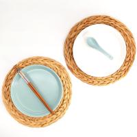 China Wholesale Custom Natural Woven Water Hyacinth Placemats Seagrass Thick Rattan Round Non-Slip Handmade Braided Dinner Tablemat for sale