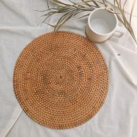 China Outdoorlling Placemats Rattan Circle Round Placemat Kitchen Dinnerware Decorative Plate Table Dish Pad Hand Weavpe Contemporary for sale