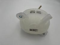 China KX5 Sonata Auto Parts Engine Radiator Coolant Reservoir Overflow Expansion Tank Bottle for sale