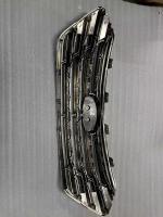 China 13-16 Modern Santa Fe Front Grille in Black and Chrome with Single Eyelet 86350B8000 for sale