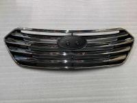China 13-16 Modern Santa Fe Front Grille in Black and Chrome with Single Eyelet 86350B8000 for sale