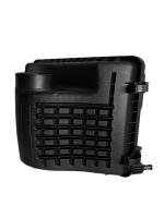 China 2010-2015 OEM 28110-3R500 Car Air Filter Assembly with Cover and Stamping Technology for sale