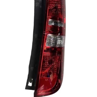 China Tail Lights 92401-4h00092402-4h00092401-4h02092402-4h020 with Golden Single Eyelet for sale