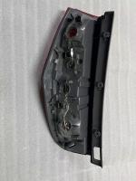 China Tail Lights 92401-4h00092402-4h00092401-4h02092402-4h020 with Golden Single Eyelet for sale