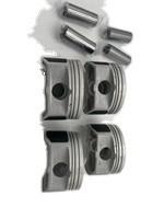 China Sonata 09-11 engine piston set OEM234102G010 made of brass with and bag packaging for sale