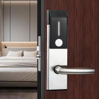 China Computer Card Hotel Door Lock Smart Electronic Induction Lock Wooden Door Magnetic Card Lock for sale