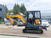 China 4000kg Closed Cabin Mini Crawler Excavator with D1703 Engine Easy Operate for sale