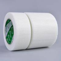 China Medium Tensile Strength Fiberglass Mesh Tape UV Resistance Fiberglass Mesh Fabric Roll for sale