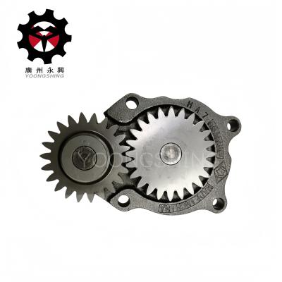 China Excavator Engine Parts PC200-8 6D107 Engine Oil Pumps 6754-51-1100 Fits 6D102 6D107 Engine 6754511100 for sale