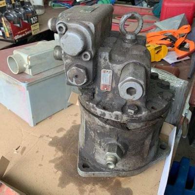 China UH063/UH045  4180554 Swing Motor for Excavator Spare Parts Swing Reduction Final Drive Device for sale