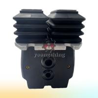 China Precision Control Excavator Foot Pedal Valve Travel Control Lever For Komatsu for sale