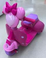 China 6V 4AH Pink Electric Ride On Car for Children 2-4 Years with 390 Motor LED Light for sale