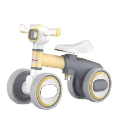 China PP Plastic Ride On Balance Bike Car Scooter Toy for Kids 51x26.5x18.5cm with Music Light for sale