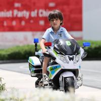 China Children Electric Motorcycle Ride On Toy 2 Wheel Battery Powered for Kids Ages 2-7 with Music Light 25kg Max Load for sale