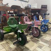 China Kids Tricycle for Ages 2-5 with Enlarged Pedals and 3 EVA Wheels Outdoor Baby Trike for sale