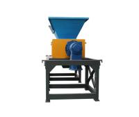 China Wood Pallet Cardboard Crusher Blade Carton Box Double Shredding Machine 2.8T Weight for sale