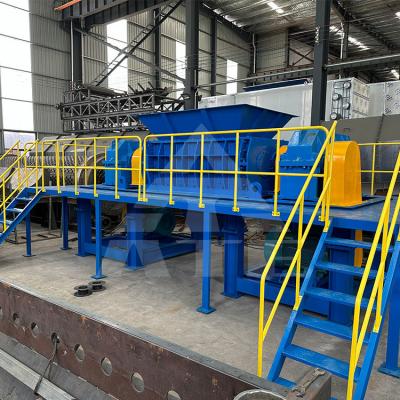 China Plastic Shredder Machine Hydraulic Wood Scrap Double Shaft Shredder for Organic Waste for sale