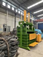 China Vertical Hydraulic Baling Machine 1600*1900*3300mm Overall Size Ideal for Food Beverage for sale
