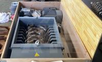 China Spare Parts Type Shredder Knife Box for Double Blades Industrial Scrap Metal Shredder for sale