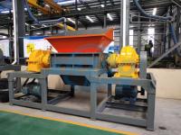 China 200-17000 kg/h Production Capacity Rubber Tire Plastic Shredder Machine for Recycling for sale