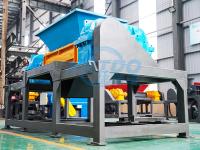 China Supply Waste Tire Drum Shredder Machine Two Shaft Type Tire Crusher Waste Rubber Tyre for sale