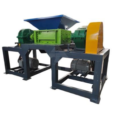 China 200-2200mm Input Size Double Shaft Wood Plastic Cardboard Shredder with Conveyor for sale
