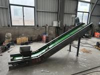 China Single Power Double Shaft Shredder Machine for Home Plastic and Small Metal Recycling for sale