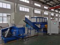 China 22kW Single Shaft Shredder for High Capacity Plastic Cardboard and Paper Recycling for sale