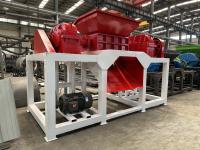 China Rubber Metal Shredder Plastic Recycling Machine with and Small Scraps Weight T of 2.5 for sale