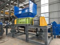 China 200-2200mm Input Size Double Shaft Shredder for Metal and Plastic Waste Glass Bottles for sale
