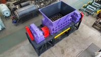 China Metal and Plastic Waste Shredder Machine 5T Weight Suitable for Various Applications for sale