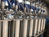 China Servo 500ml Edible Oil Filling Machine 6 Head High Viscosity Piston Filler for sale