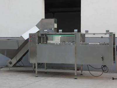 China 220v Automatic Bottle Unscrambler Machine Stainless Steel 2kw Bottle Descrambler for sale