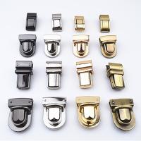 China Alalamu Twist Handbag Lock Hardware ODM for sale