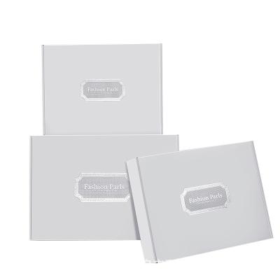 China Custom Silver Foil Stamped Logo Clothing Cosmetic Packaging Boxes Credit Card Gift Packaging Boxes for sale