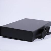 China Small Product Packaging Boxes Pretty Rigid Gift Boxes For Dress Flowers for sale