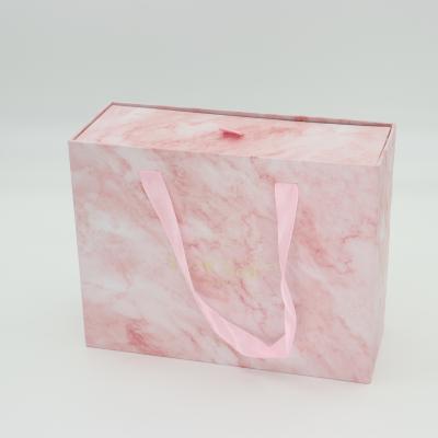 China Christmas's Day Customized Packaging Surprise Gift Box With Handle Cardboard Drawer Box for sale