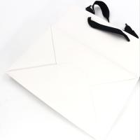 China Luxury Recycled Cardboard Shopping Bag for sale