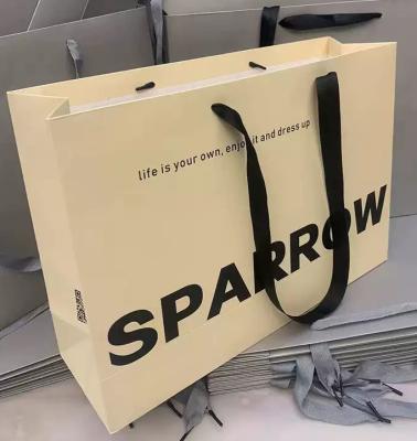China Customized Gift Bags With Free Design For Clothing Cosmetics And Shopping Paper Handbags Factory Supply for sale