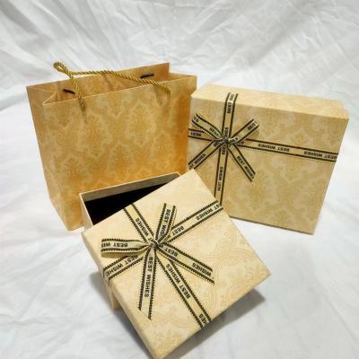 China High Grade Gift Box With Lid And Champagne Color For Valentine'S Day And Mother'S Day With Customized Logo for sale