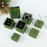 China Emerald Green Gift Box With Upper And Lower Lids For Perfume Cosmetics And Souvenir Packaging for sale