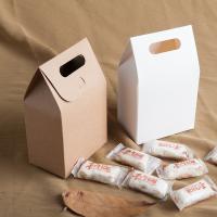 China Reusable Portable Kraft Paper Bag Macaron Cake Box Simple Flip Cover Packaging Biscuit Bag for sale
