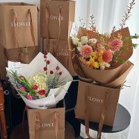 China Eco Friendly Kraft Paper Handbags For Bouquets Fruits And Pastries for sale